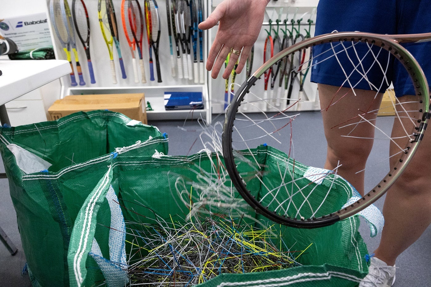 Behind the Scenes: Racket Stringing - The Championships, Wimbledon ...