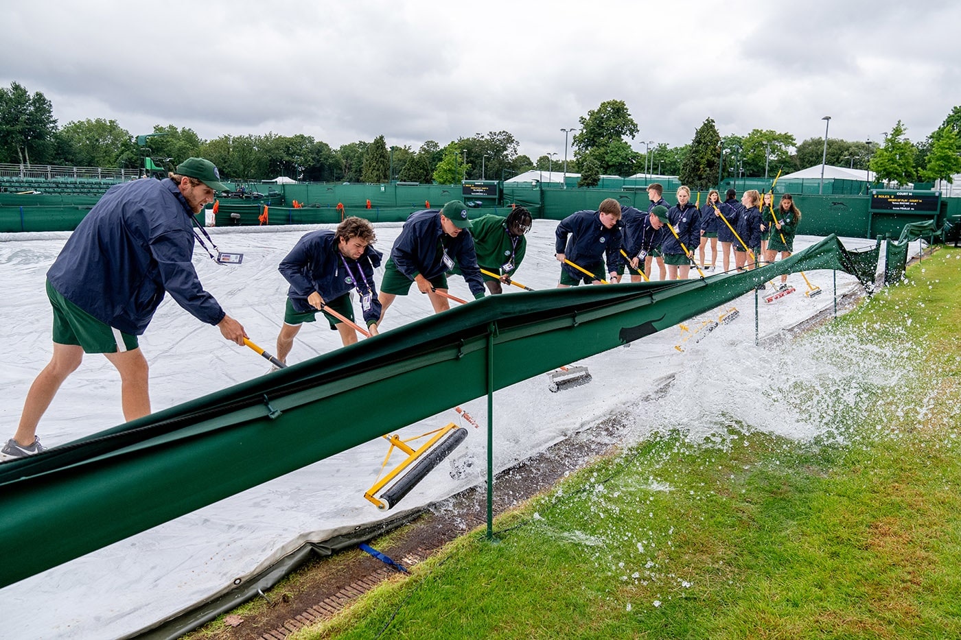 Raindrops falling - The Championships, Wimbledon - Official Site by IBM