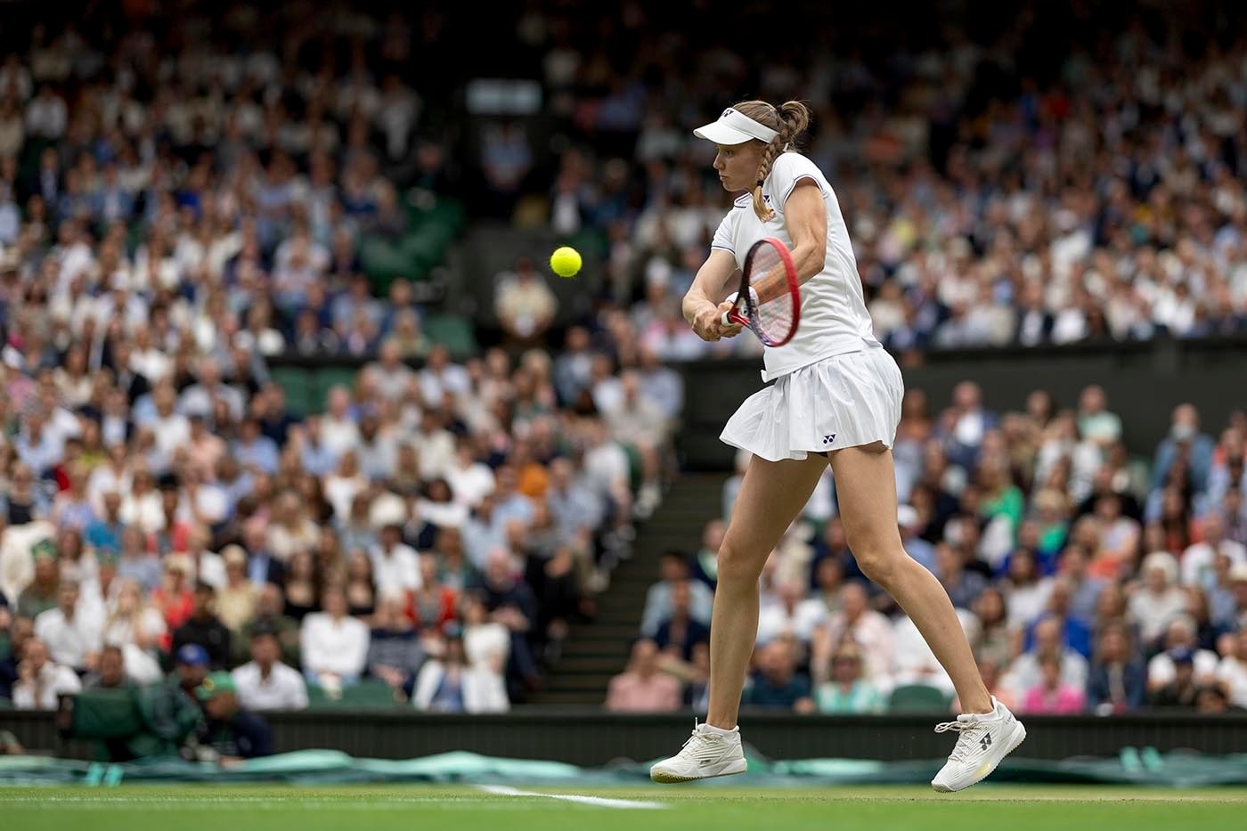 Rybakina into quarter-finals - The Championships, Wimbledon - Official ...
