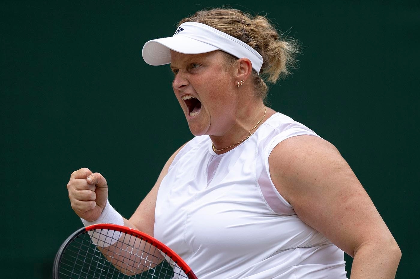 Aniek Van Koot reacts during her match against Diede De Groot - The ...