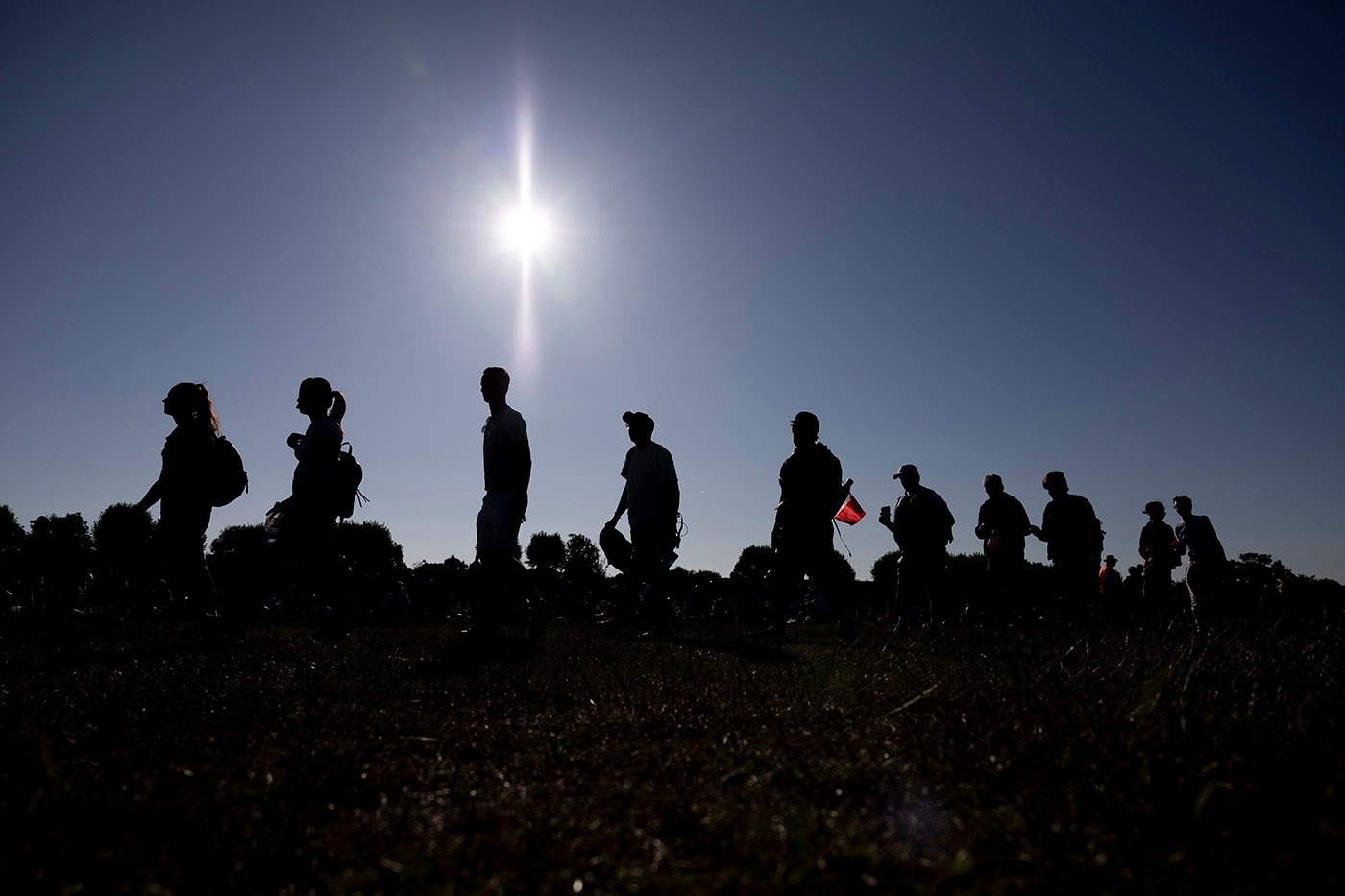 Worth the Wait: Wimbledon Queue - The Championships, Wimbledon ...