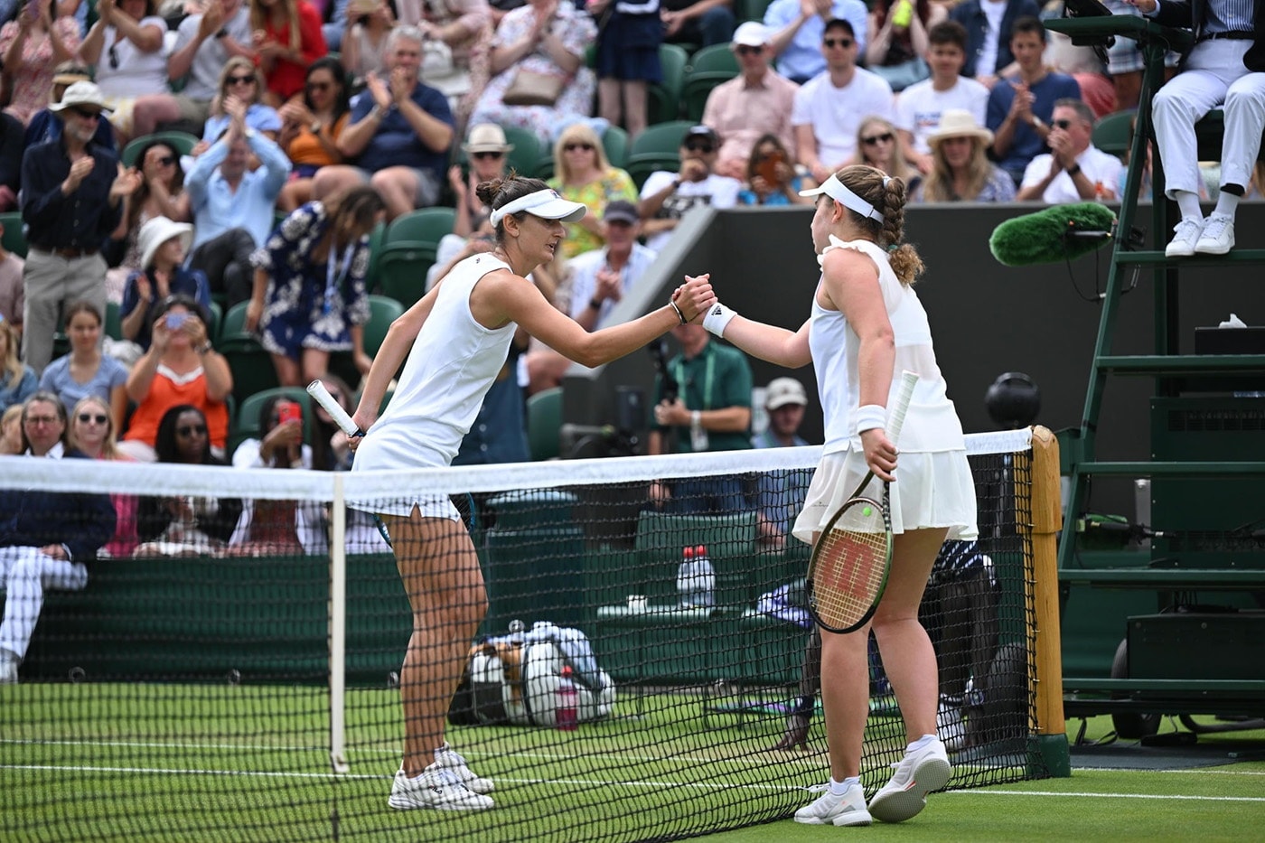 Ostapenko powers into the fourth round - The Championships, Wimbledon ...