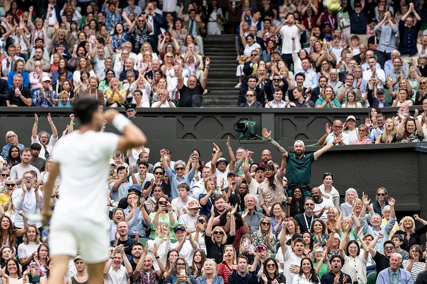 Alcaraz withstands Tiafoe test - The Championships, Wimbledon ...
