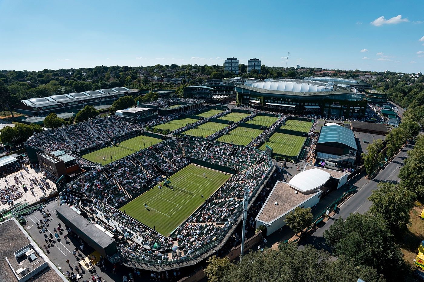 First serve: Day 1 Action - The Championships, Wimbledon - Official ...